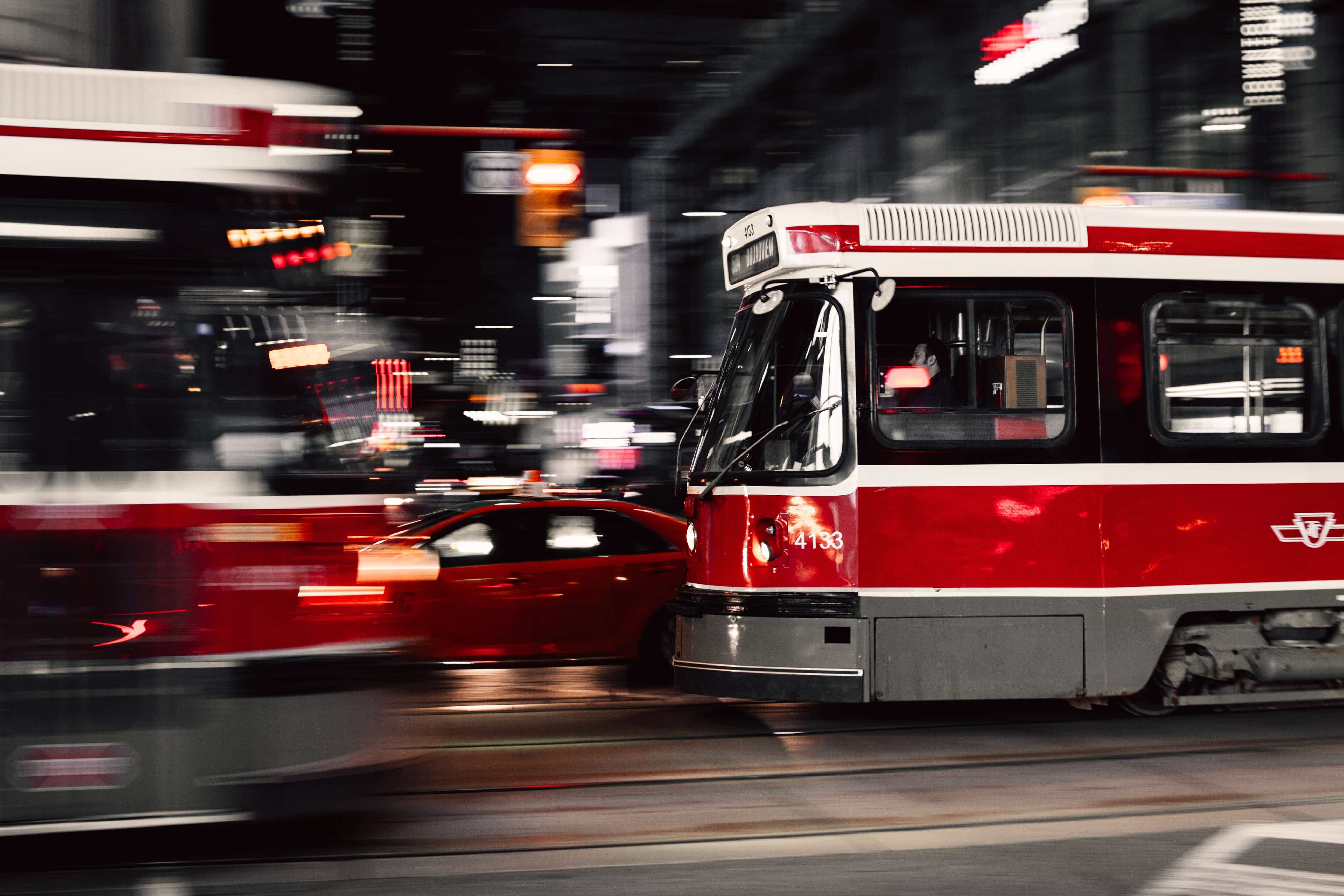 Moving to Toronto in 2020? 18 Essential Things You Need To Know & Tips